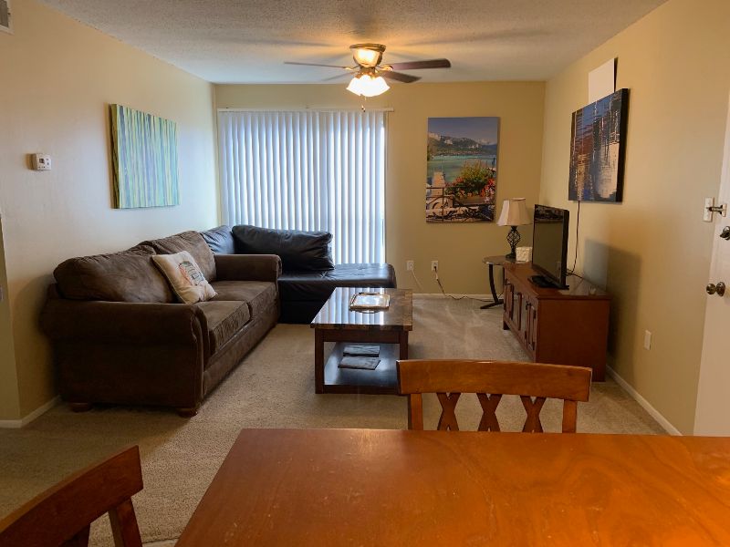 A Cozy Place To Stay Within Walking Distance To Shands VA UF Vet