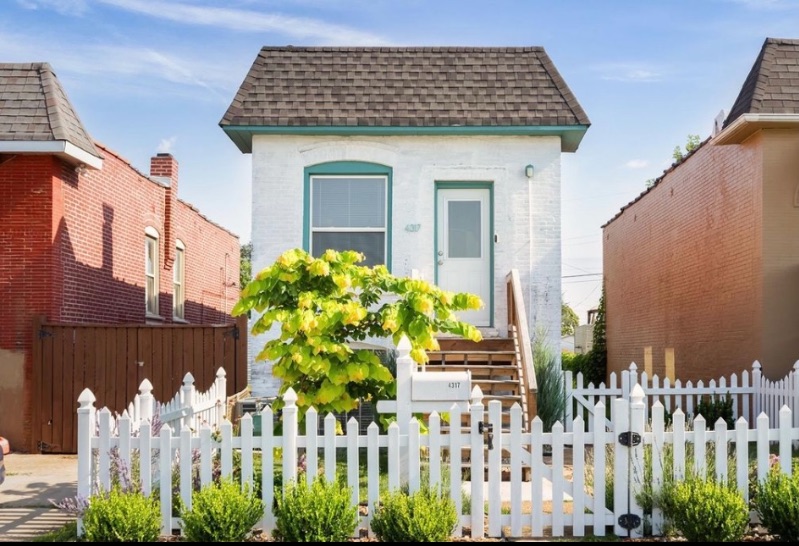 Adorable 2 BR/1 BA house in great area (Tower Grove South) with garage ...