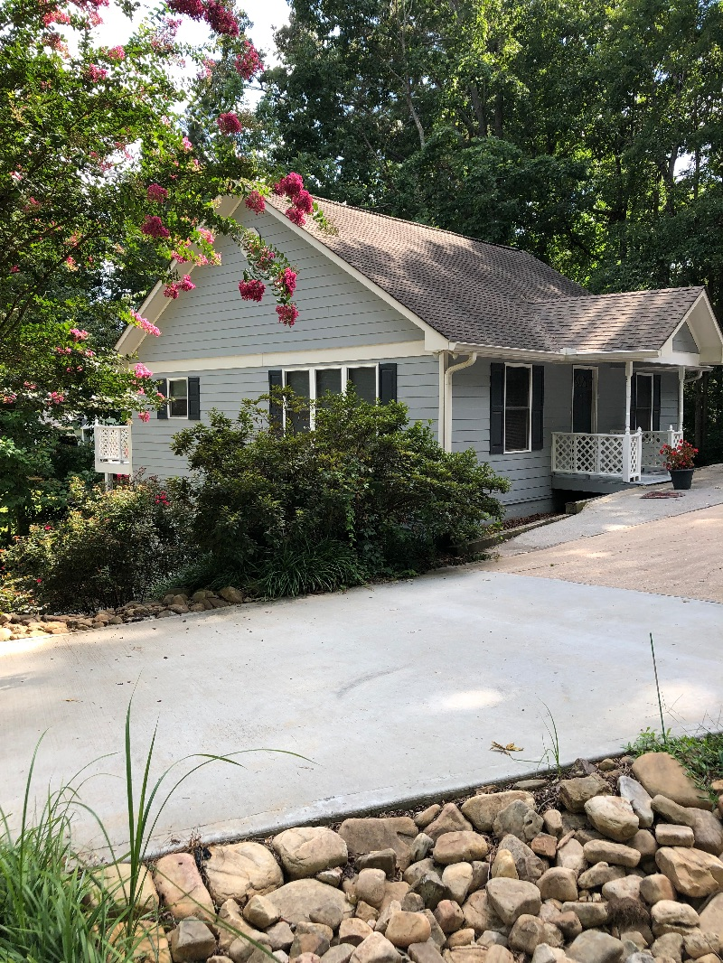 Open Cottage in Wooded, Quiet Neighborhood | Furnished Finder