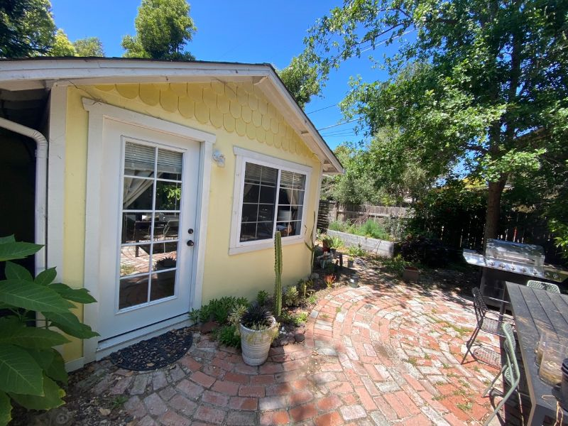 Garden Cottage Oasis Availability | Furnished Finder