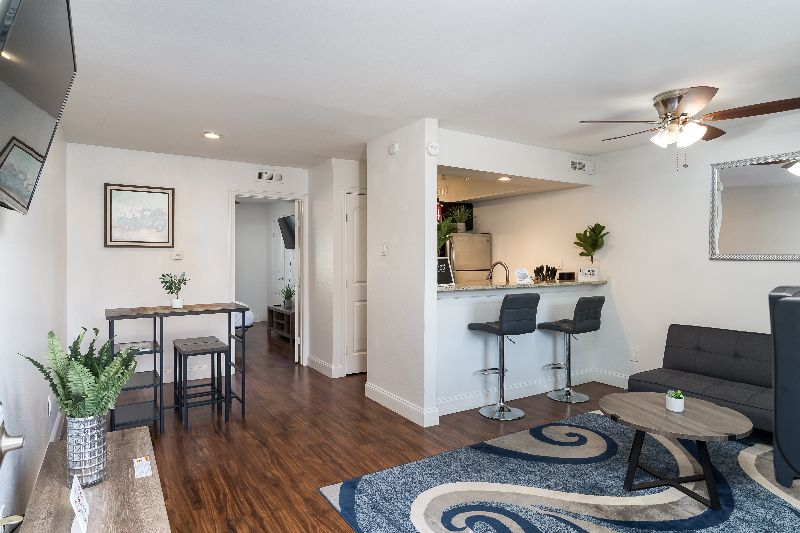Entire 1 Bedroom Apartment Near Baylor Hospital (Deep Ellum ...