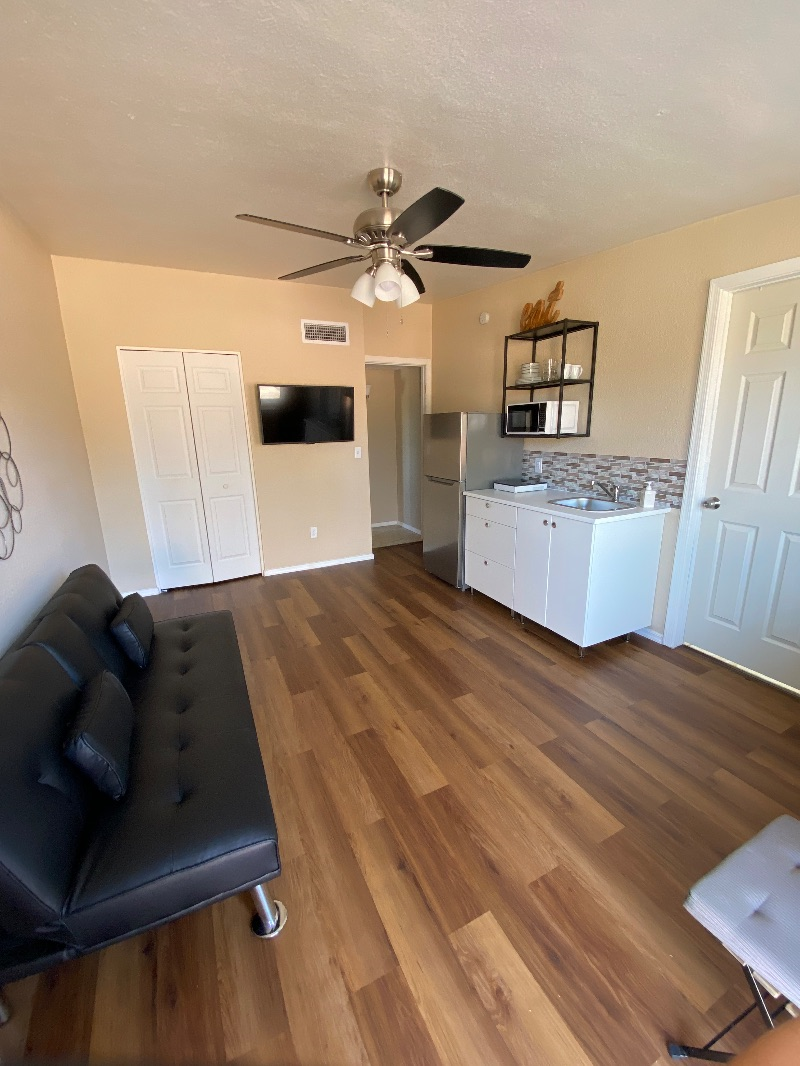 1b 1b Apartment Duplex | Furnished Finder