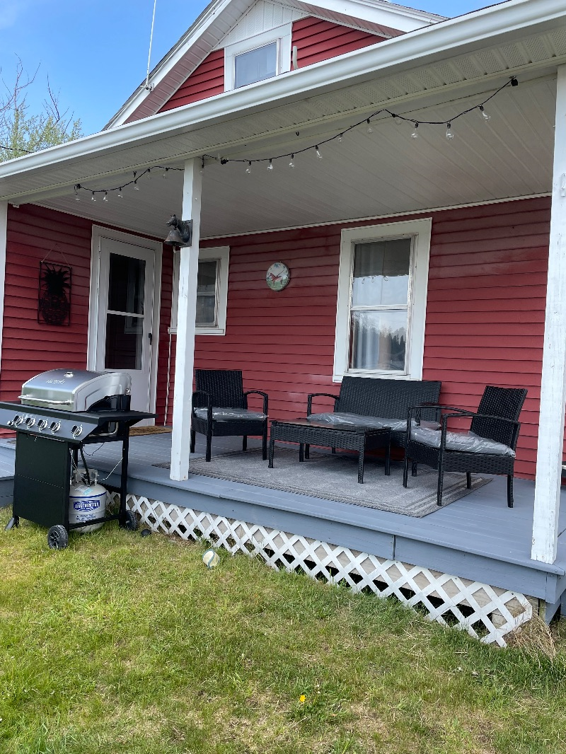 Little Red Farm House | Furnished Finder