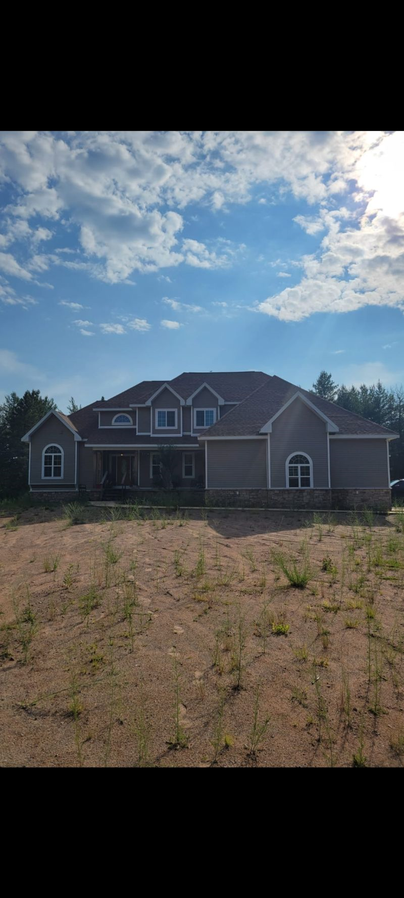 5400 sq ft house on 20 acres | Furnished Finder