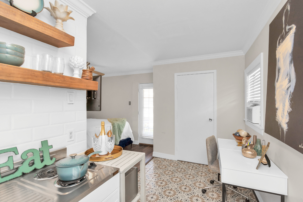 Apt 2: Beautiful Studio Apartment in Houston!