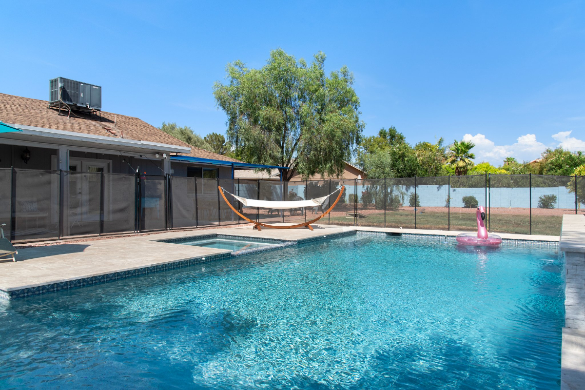 Mesa Retreat - Boho Chic Home with Pool, Spa, Ping Pong, Fire Pit ...