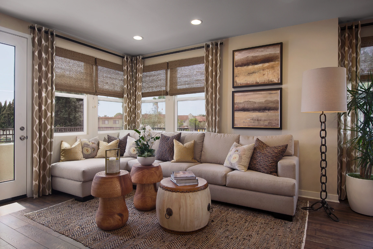 Beautiful Home Centrally Located Location | Furnished Finder