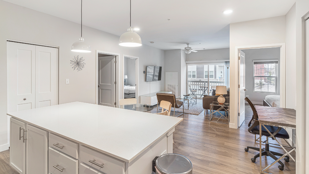 2113 - Landing Furnished Apartments at Willow Glen Lofts