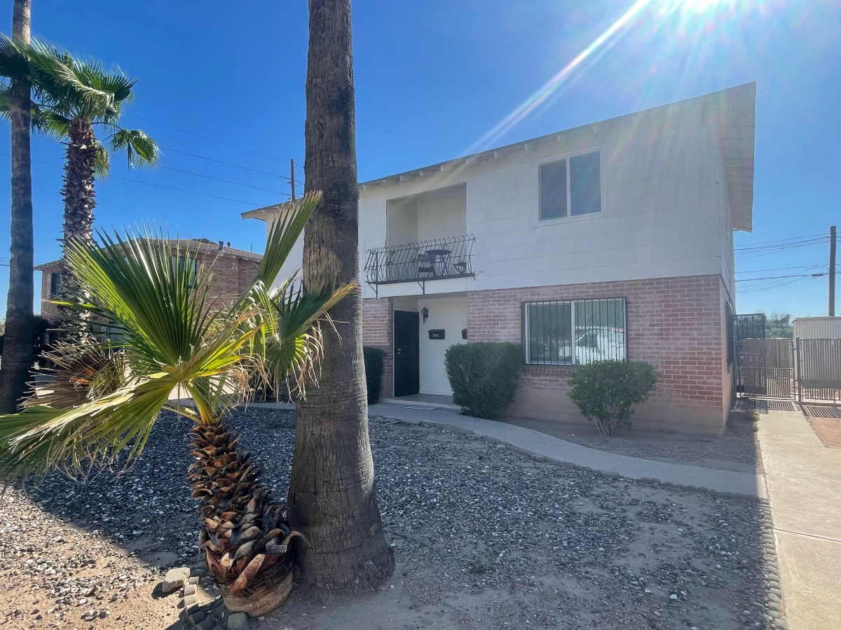 Central Tucson Condo on Craycroft
